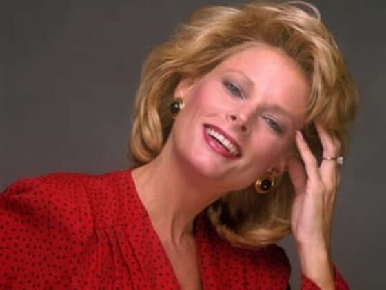 Jacqueline Ray | Biography, Net worth, Tom Selleck Ex Wife, Age and ...