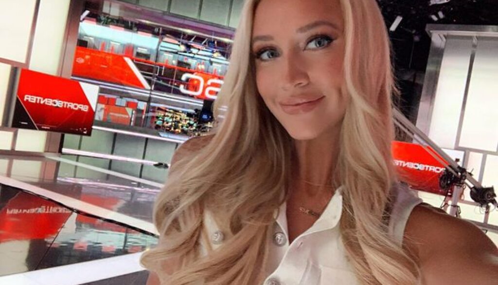 Ashley Brewer ESPN | Married, Height, Hot & Bikini Photos, Boyfriend ...